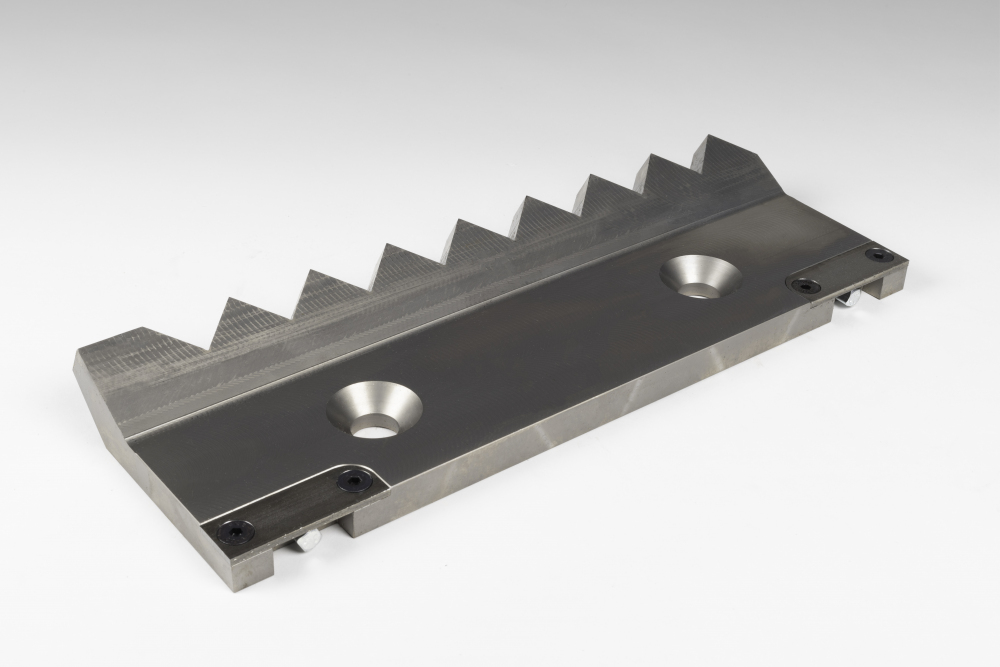 Stator blades single shaft shredders